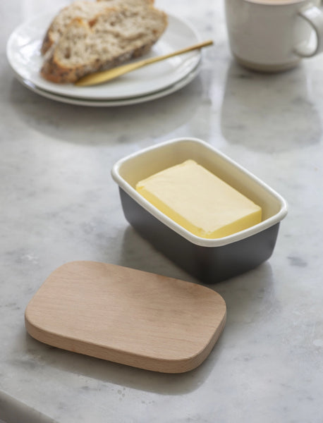 Mono Enamel Butter Dish with Wooden Lid by Garden Trading – Emporium of ...